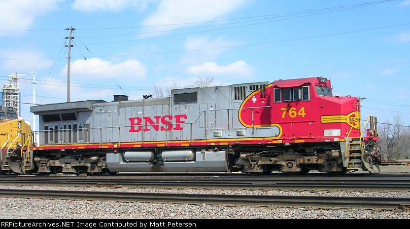 BNSF 764